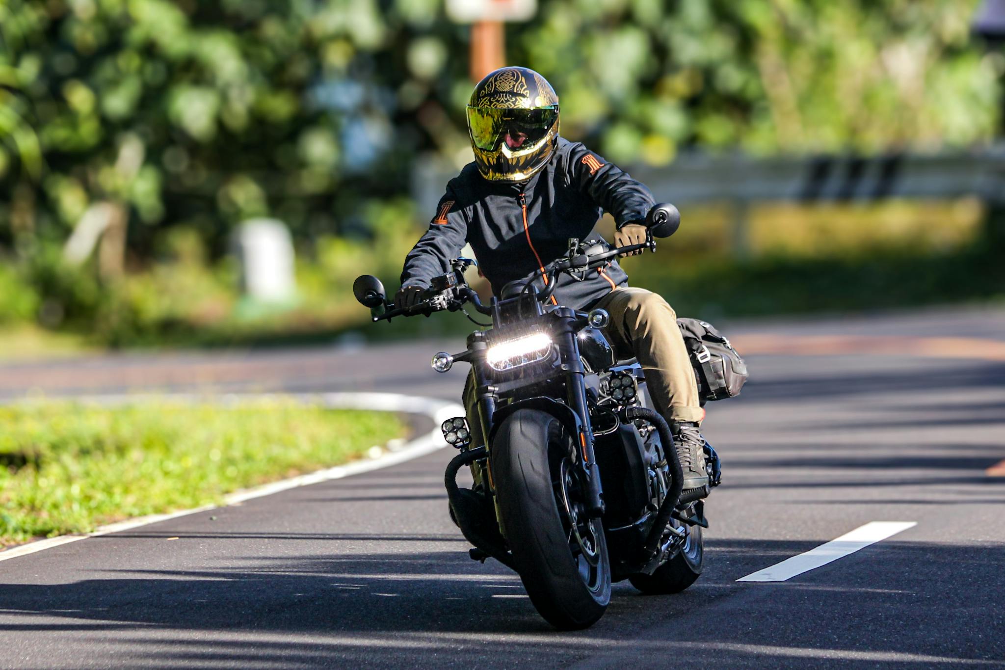 The Best Motorcycle for Tall Riders: Comfort and Performance Combined